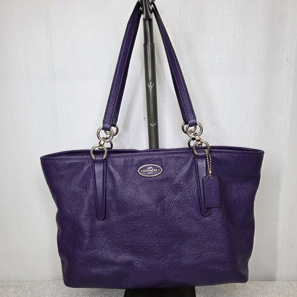 Coach | Bags | Coach Ava Chain Tote In Purple Pebble Leather Shoulder ...